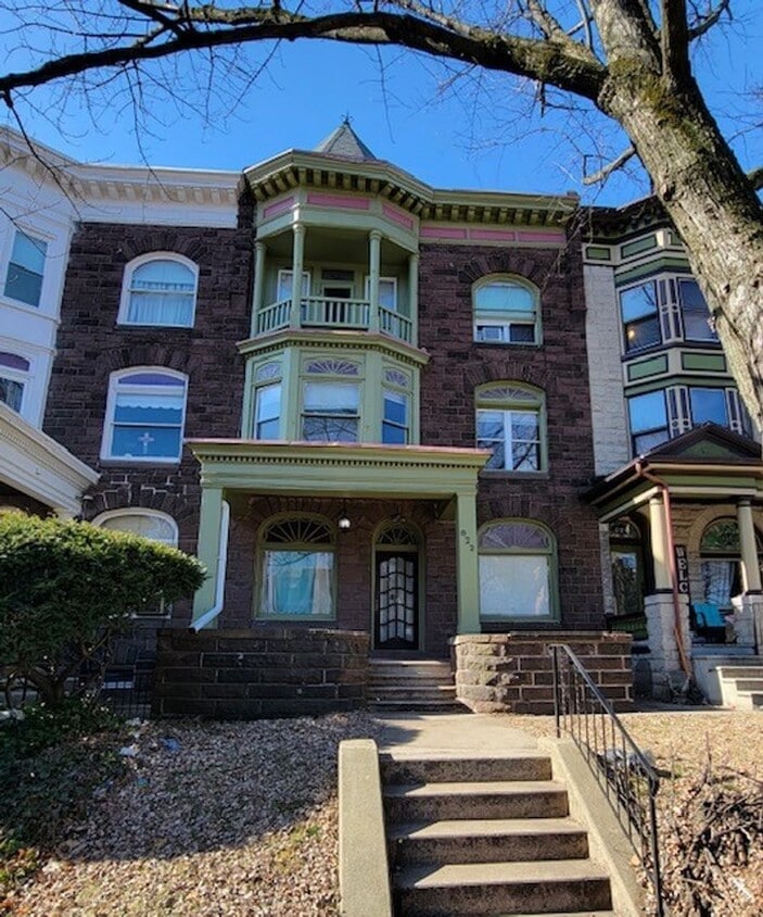 822 N 5th St Unit 3, Reading, PA 19601 - Room for Rent in Reading, PA ...