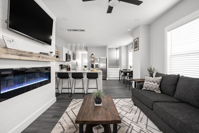 Corporate Housing in Mapleton Fall Creek, Indianapolis | Apartments.com