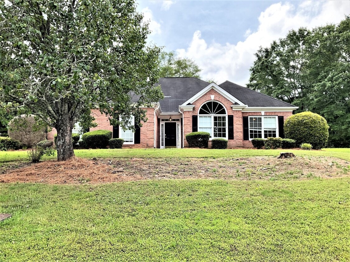 3565 Prairie Dr - House Rental in Snellville, GA | Apartments.com