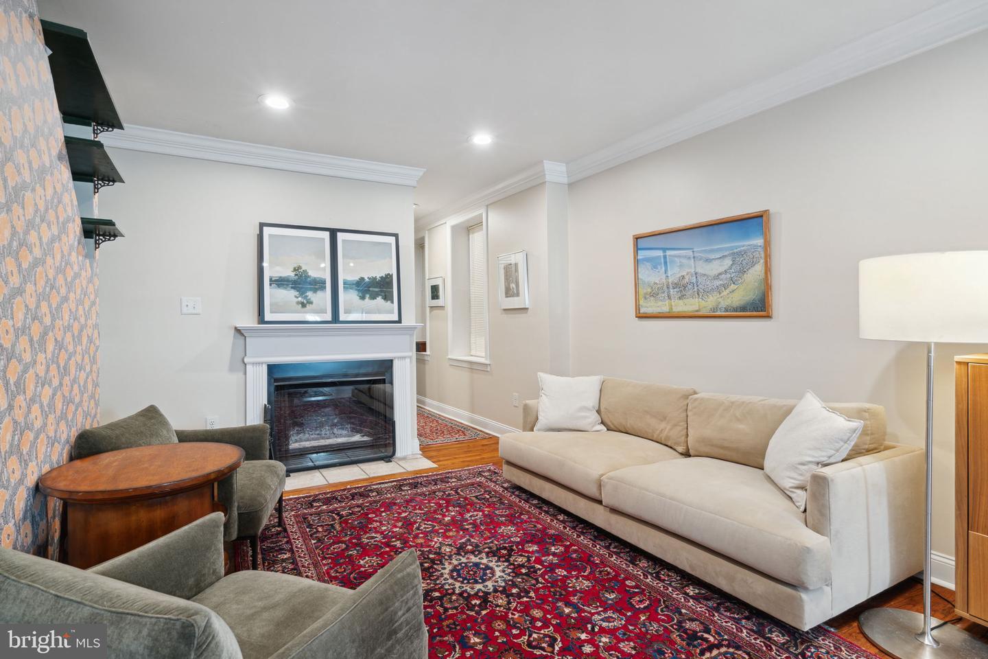 755 S 3rd St Unit A, Philadelphia, PA 19147 - Room for Rent in ...