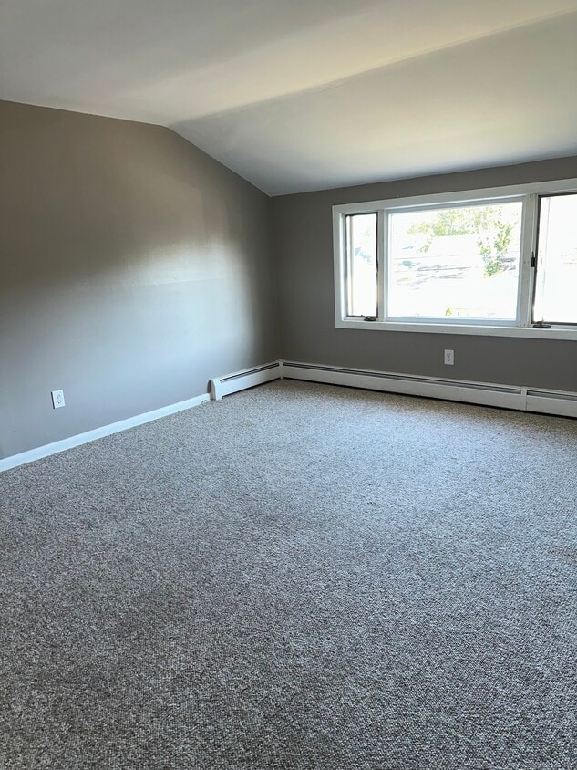 466 Merritt St, Bridgeport, CT 06606 - Room for Rent in Bridgeport, CT ...