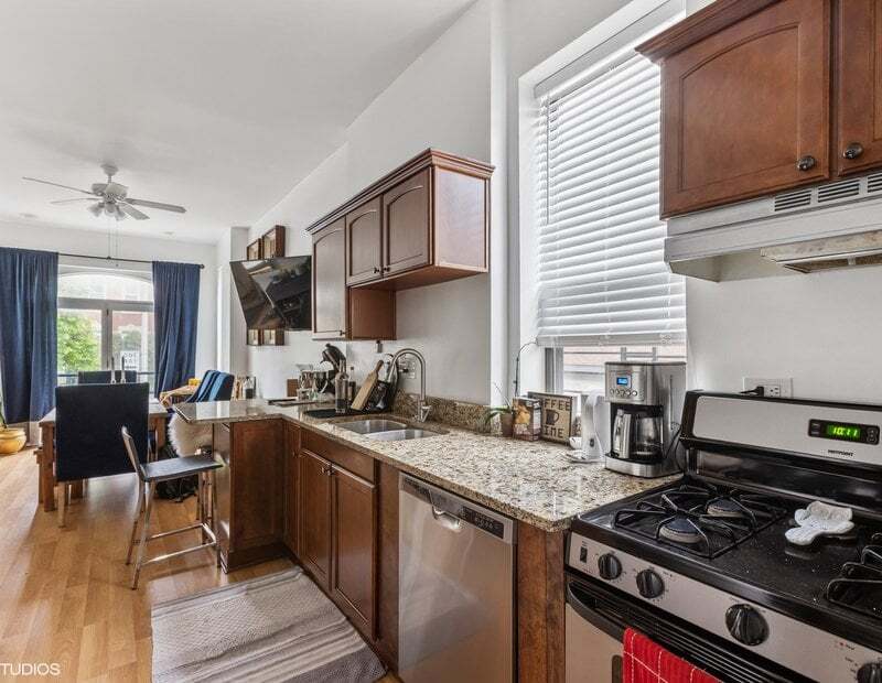 2042 W Crystal St Unit 2R, Chicago, IL 60622 - 2042 W Crystal St ...