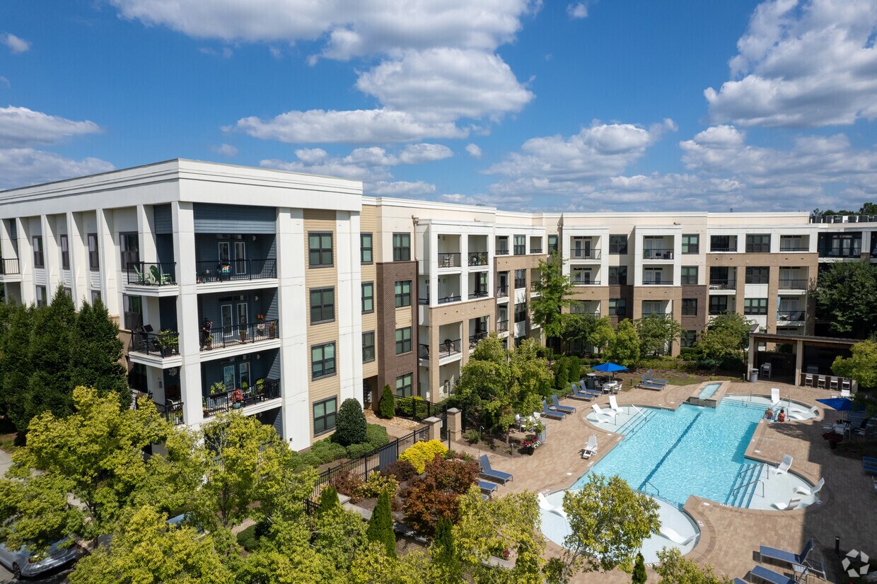 Reserve Decatur Apartments - 2600 Milscott Dr Decatur, GA 30033 ...