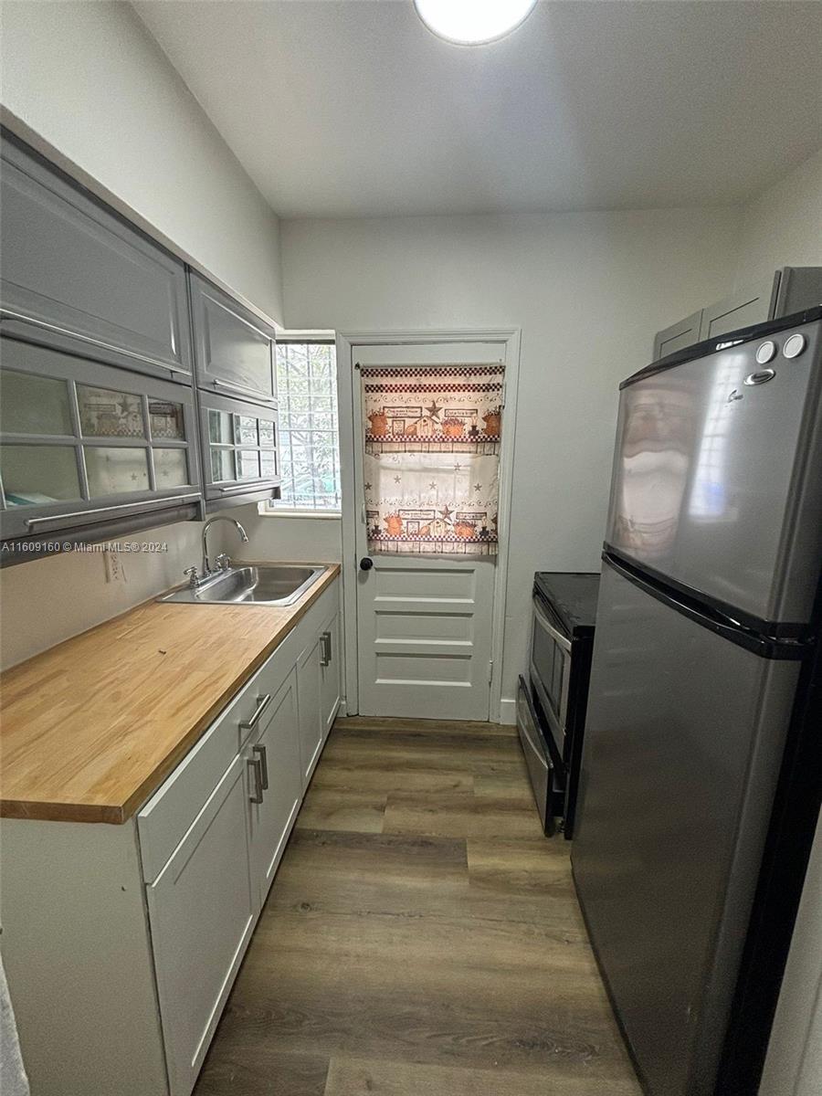 2135 Nw 1st Terrace Unit 2135, Miami, FL 33125 - Room for Rent in Miami ...