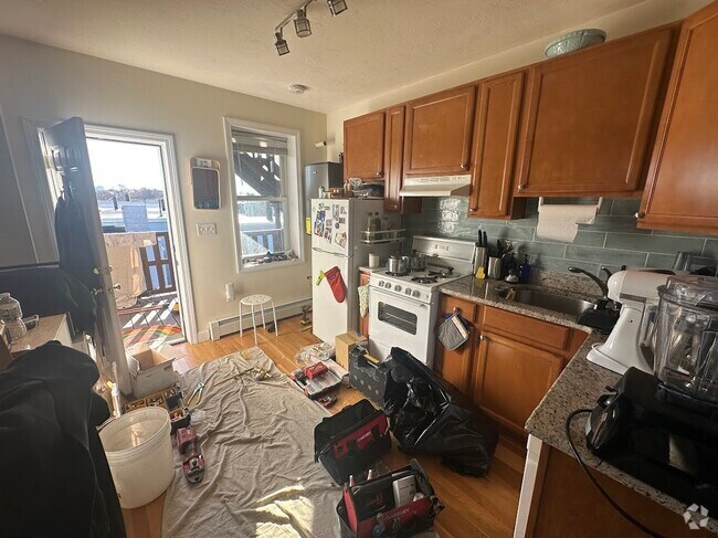 Inman Square Apartments for Rent with High Ceilings - Cambridge, MA ...