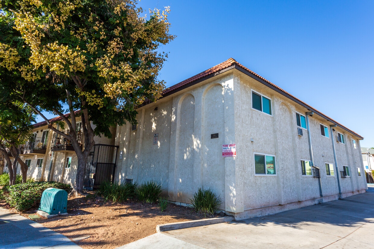 Meade Avenue Apartments - 5316 Meade Ave San Diego, CA 92115 ...