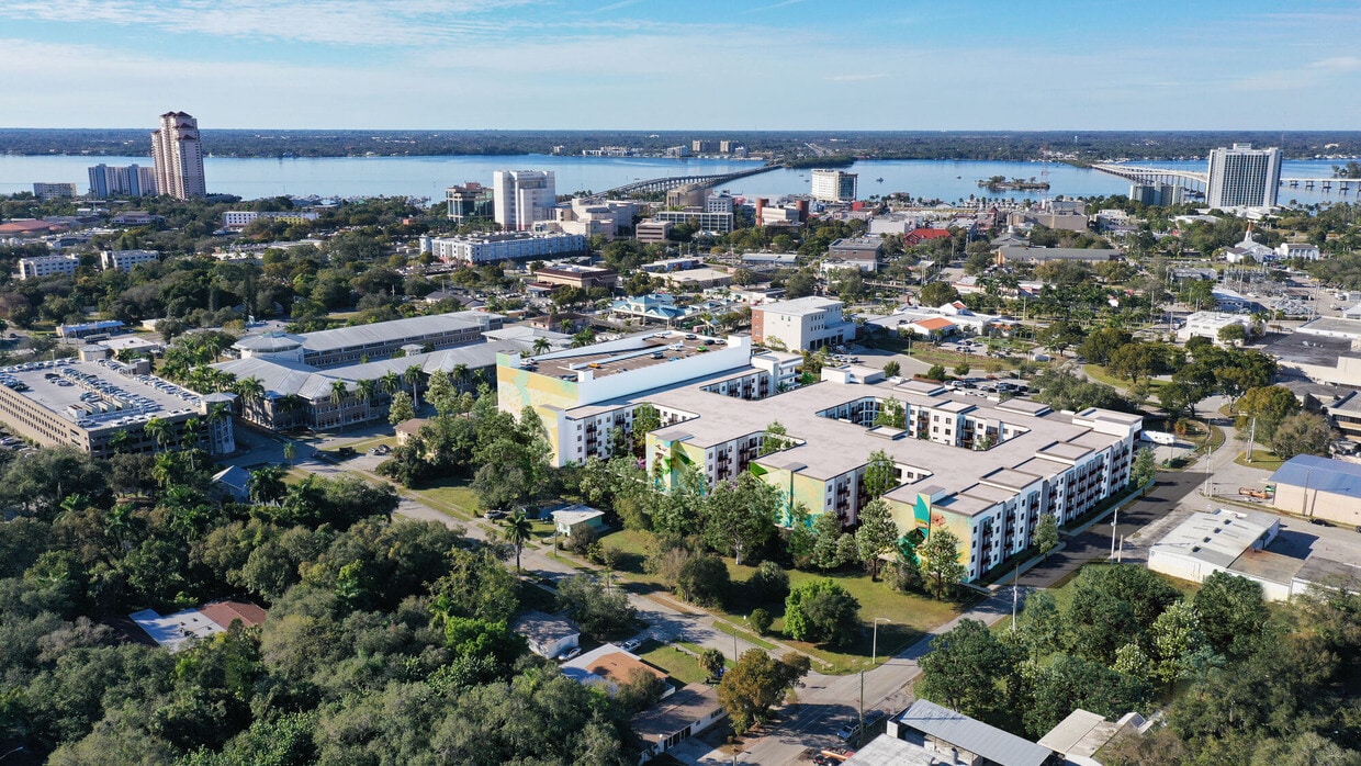 Montage at Midtown - 2325 Victoria Ave Fort Myers, FL 33901 ...