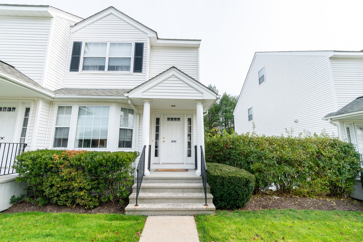 180 Turn of River Rd Unit 10D, Stamford, CT 06905 - Condo for Rent in ...