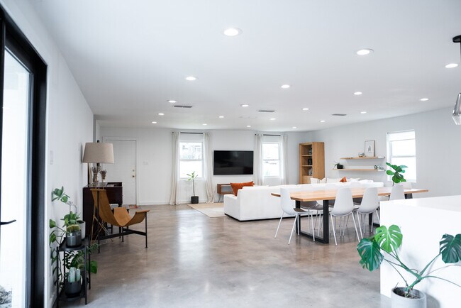 637 N Bowen Rd, Arlington, TX 76012 - House Rental in Arlington, TX ...