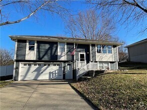 County Line Estate Senior Living Apartments for Rent - Country Club, MO ...