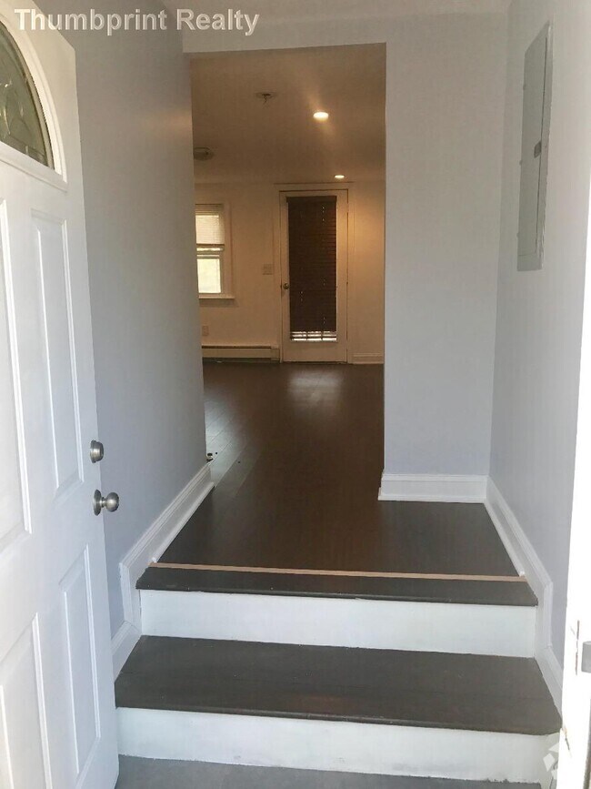 Apartments for Rent with a Swimming Pool in South Walpole MA