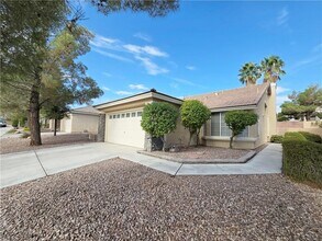 Sierra Ridge Apartments for Rent with a Walk-In Closet - Las Vegas, NV ...