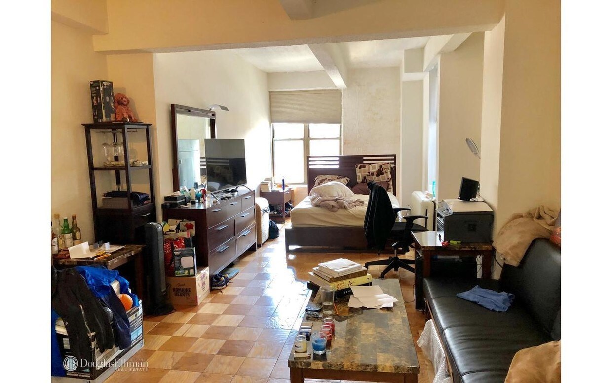 30 Christopher St, New York, NY 10014 - 30 Christopher St New York, NY ...