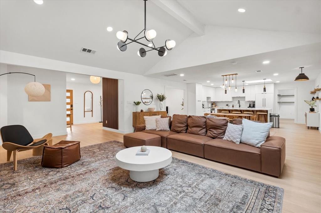 9005 Balcones Club Dr, Austin, TX 78750 - House Rental in Austin, TX ...