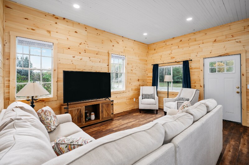 2592 Us-31 Unit Classroom, Kewadin, MI 49648 | Apartments.com