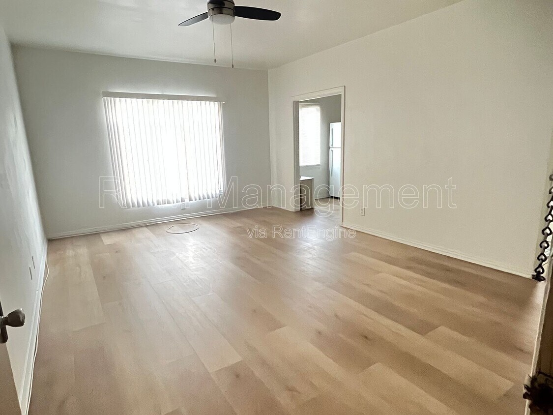 619 Normandie Ave Unit 16, Los Angeles, CA 90005 - Room for Rent in Los ...