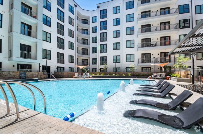 Avondale Park Apartments for Rent with a Walk-In Closet - Decatur, GA ...