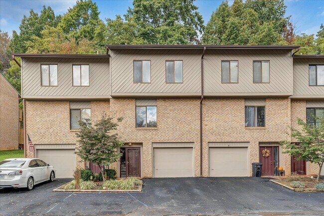 3377 Morning Dove Rd, Cave Spring, VA 24018 - Townhome Rentals in Cave ...