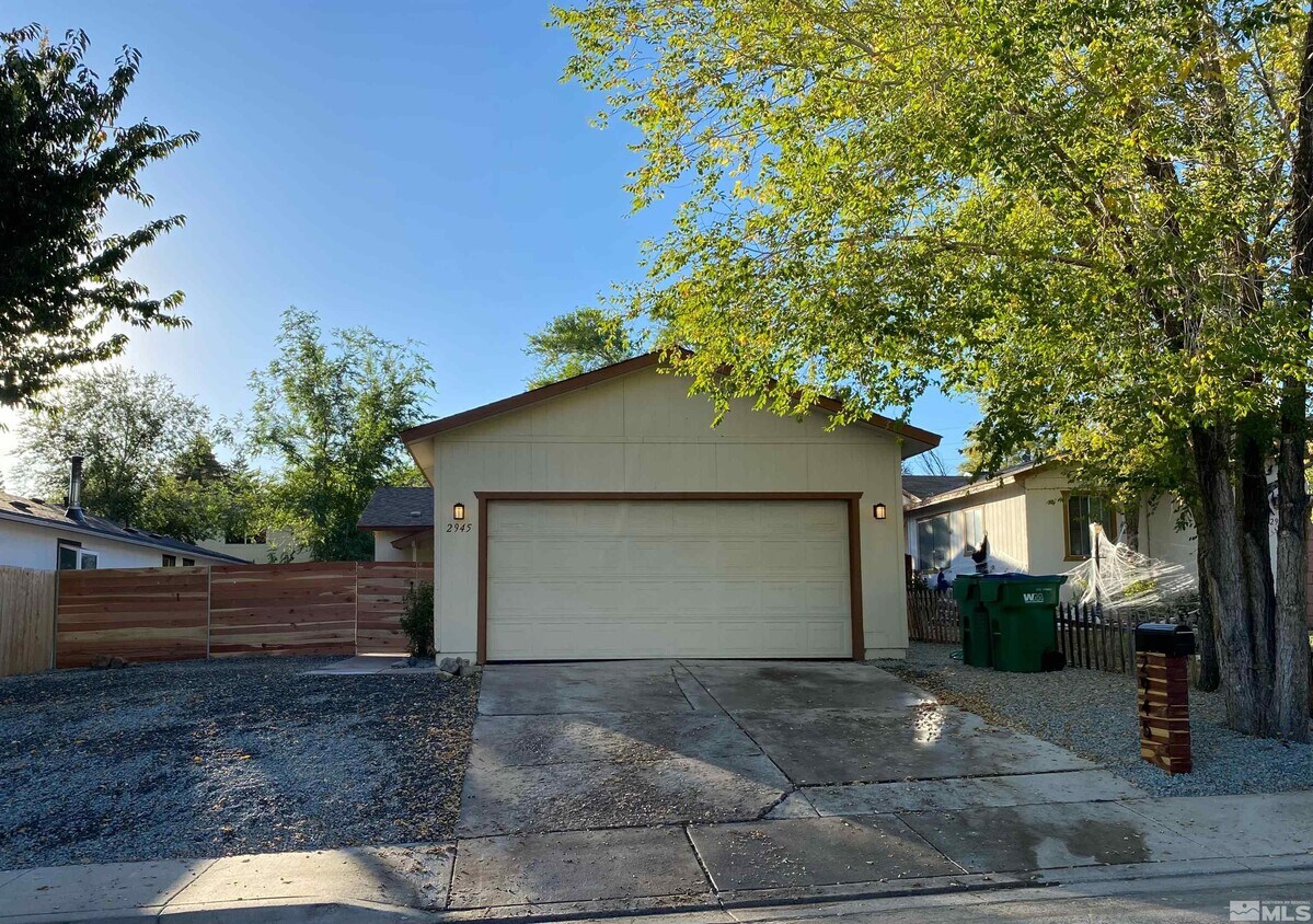 2945 Harding Cir, Reno, NV 89503 - House Rental in Reno, NV ...