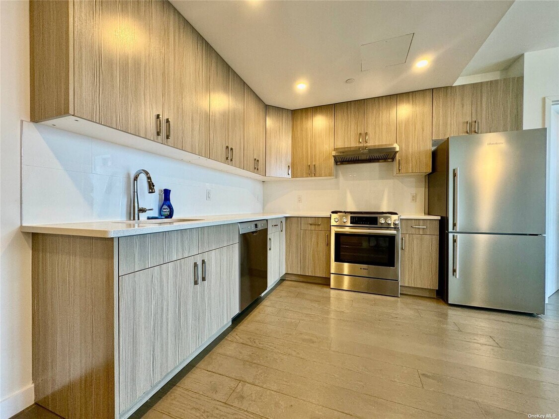 8808 Justice Ave Unit 18G, Queens, NY 11373 - Room for Rent in Queens ...