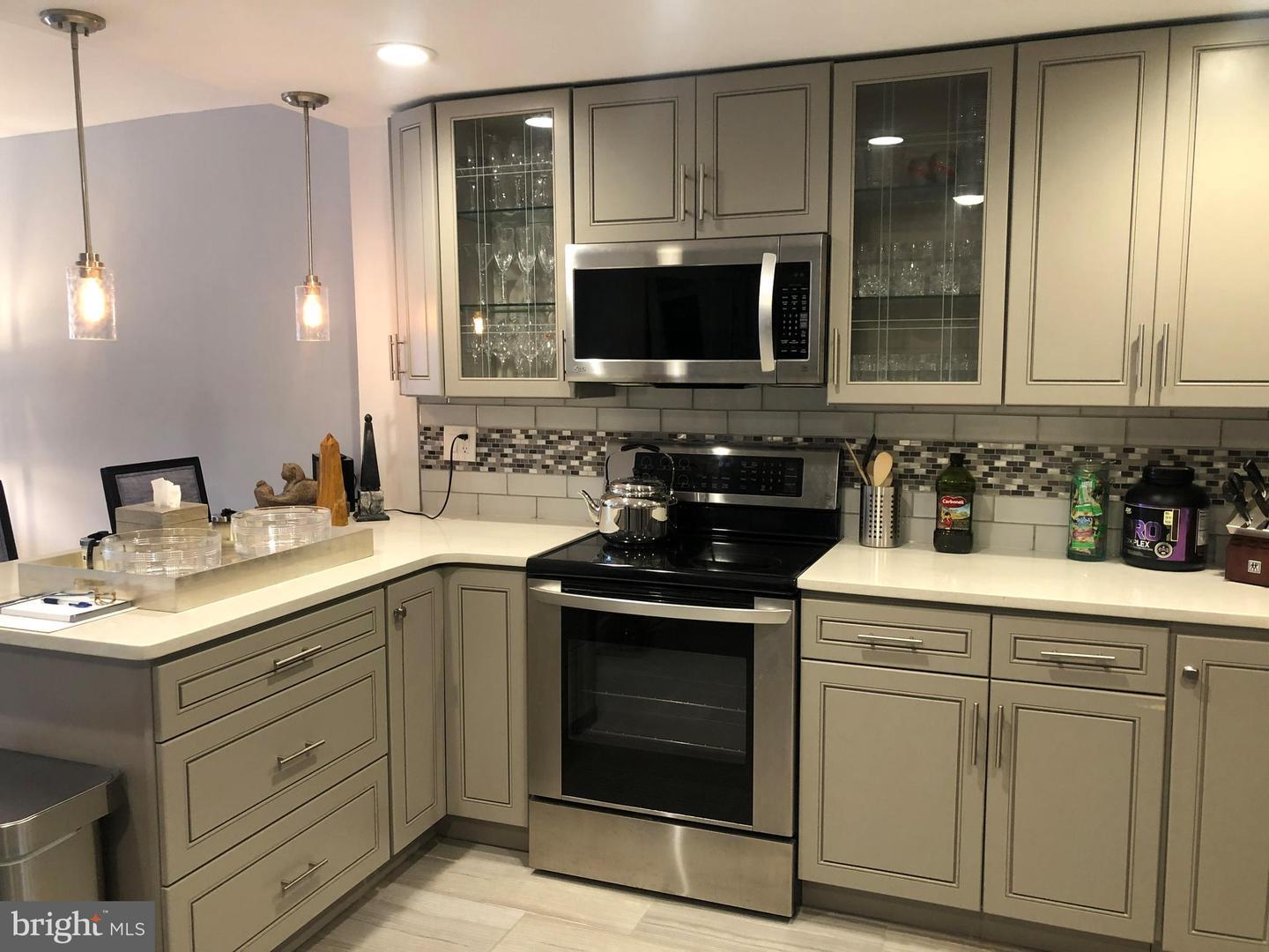 1420 Locust St Unit 6O, Philadelphia, PA 19102 - Room for Rent in ...