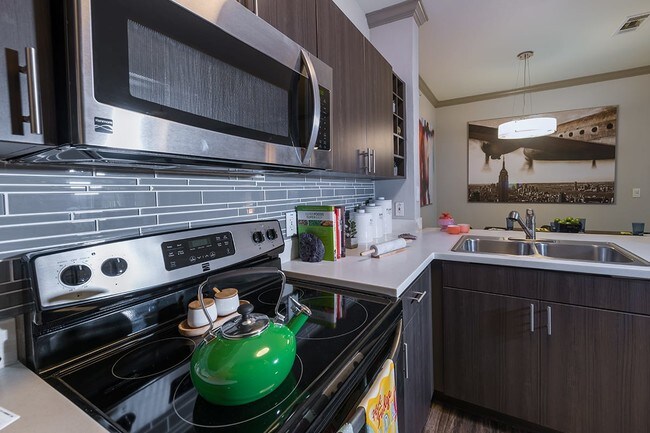 Griffis Lakeline Station Apartments - Austin, TX | Apartments.com