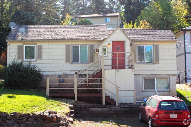 Pullman Landis Apartments for Rent with Hardwood Floors - Pullman, WA ...