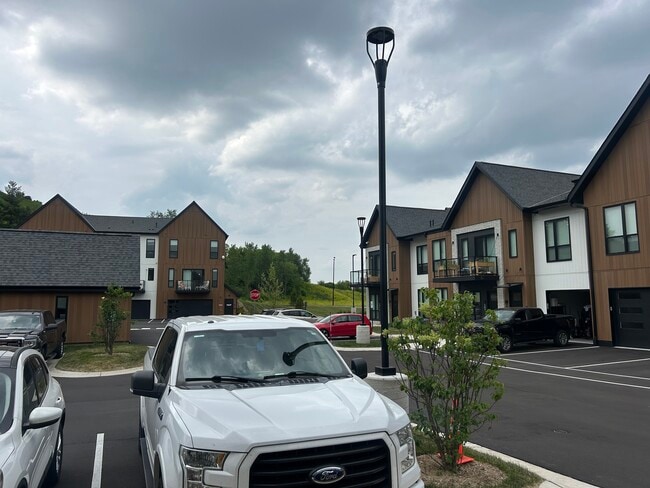 Norden Range Apartments - 1455 Pabst Rd Oconomowoc, WI 53066 ...