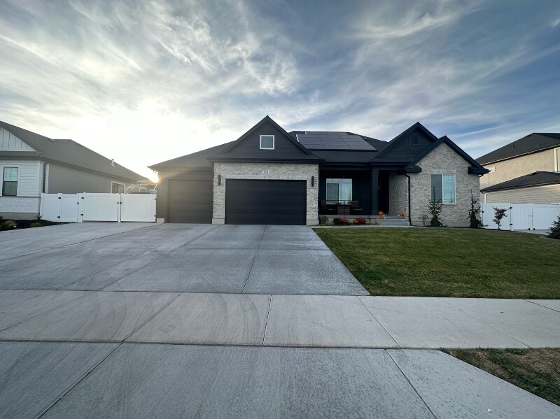 8324 S Jayson Bend Dr, West Jordan, UT 84081 | Apartments.com