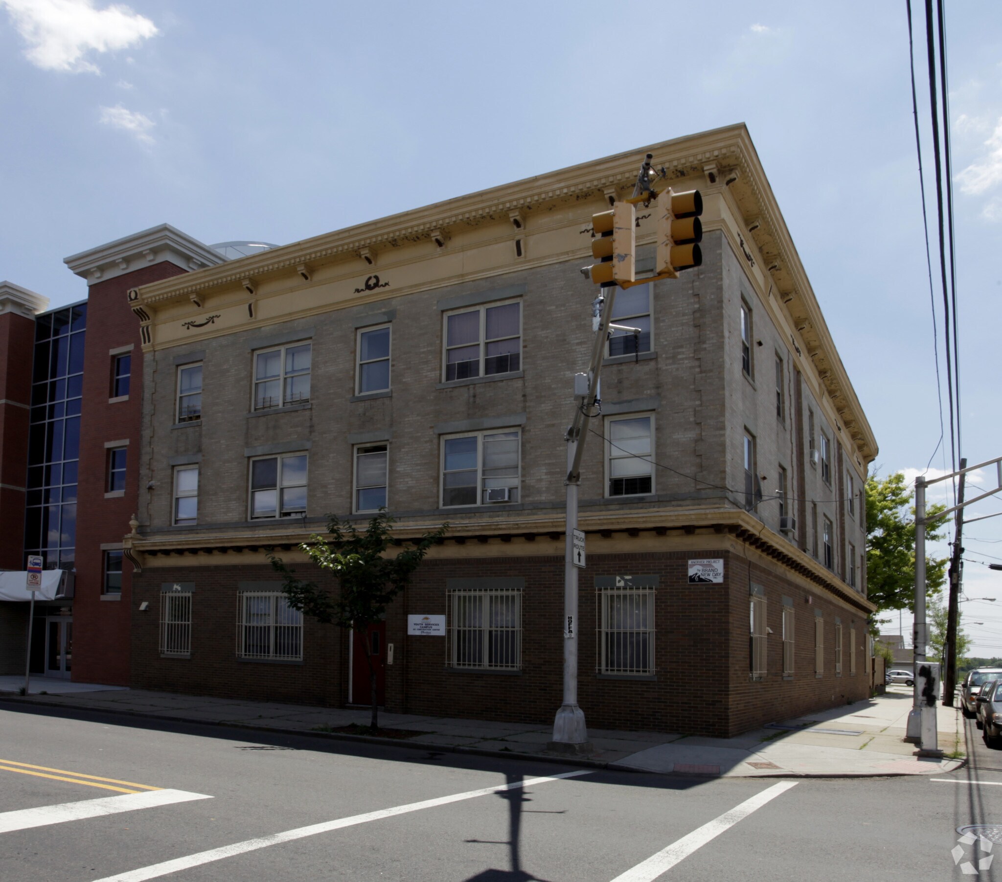 201 First Street - 201 S 1st St Elizabeth, NJ 07206 | Apartments.com