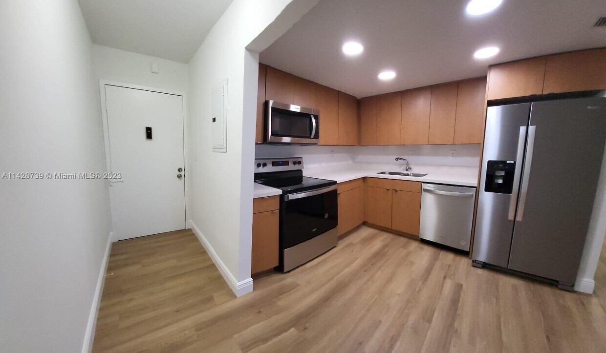 4354 NW 9th Ave Unit 12-3B, Pompano Beach, FL 33064 - Room for Rent in ...