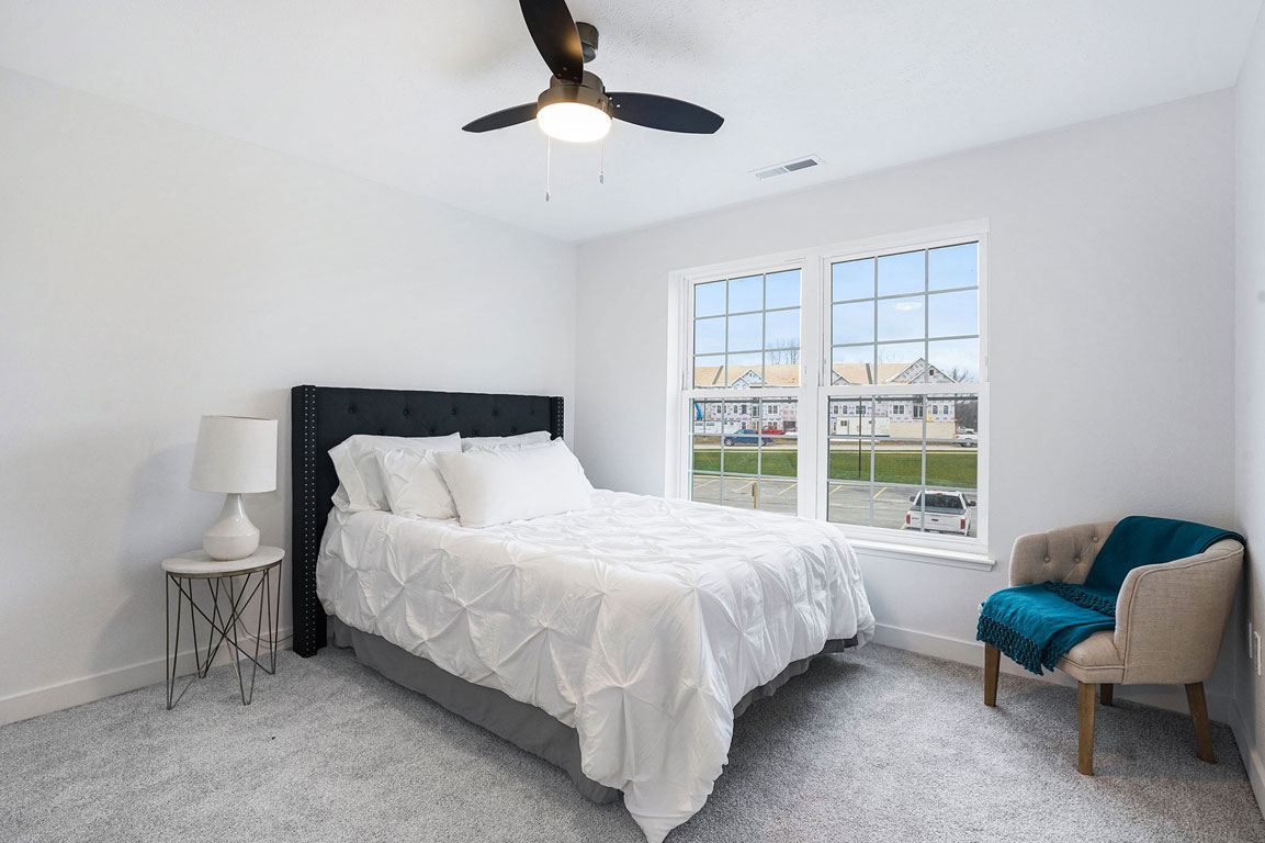 Meadowbrooke Apartment Homes - 5012 Verdure Pky Grand Rapids, MI 49512 ...
