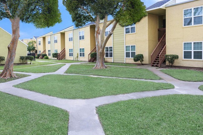 Shadow Bay Apartments Apartments - Bay City, TX | Apartments.com