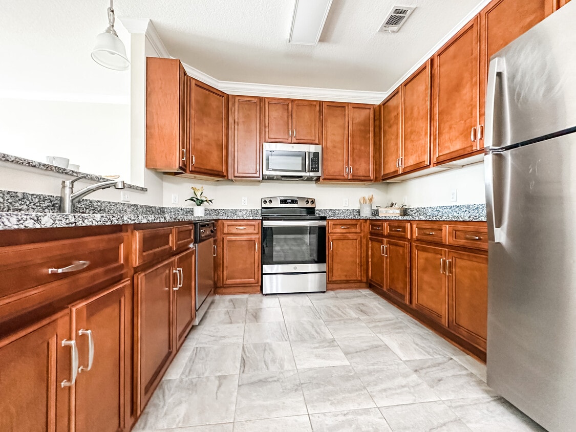 Groves at Peach Orchard - 1001 Orchard Groves Ct Belmont, NC 28012 ...
