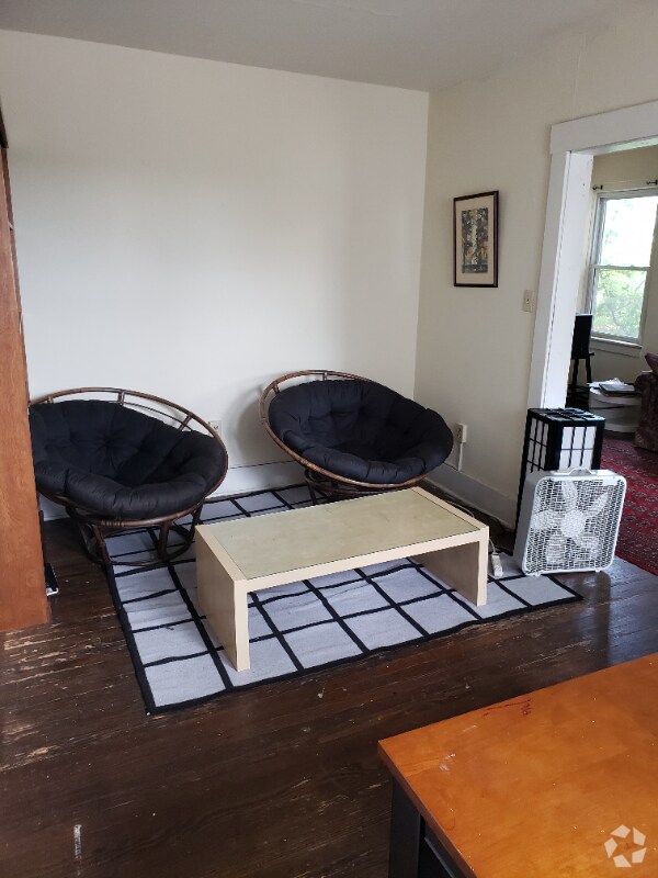 Downtown State College Apartments for Rent with Hardwood Floors - State ...