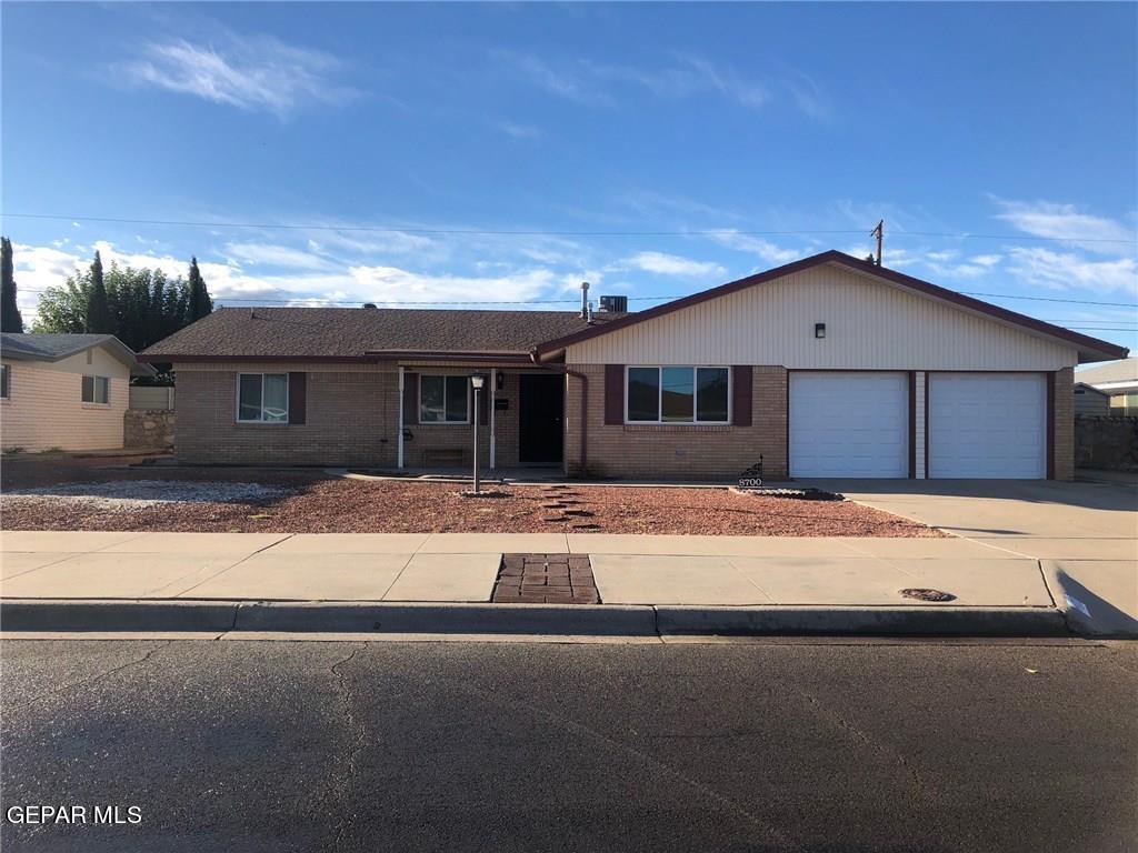 8700 Cielo Vista Dr, El Paso, TX 79925 - House Rental in El Paso, TX ...