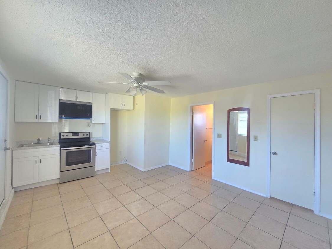 2010 W Lumber St Unit 12010 W Lumber St (ADU), Lancaster, CA 93536 ...