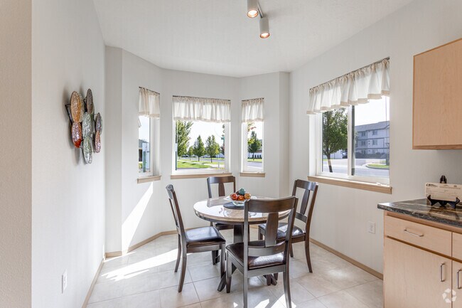 CEDAR SUMMIT ESTATES 55+ DUPLEXES Apartments - 822 S Delfino Ln Spokane ...