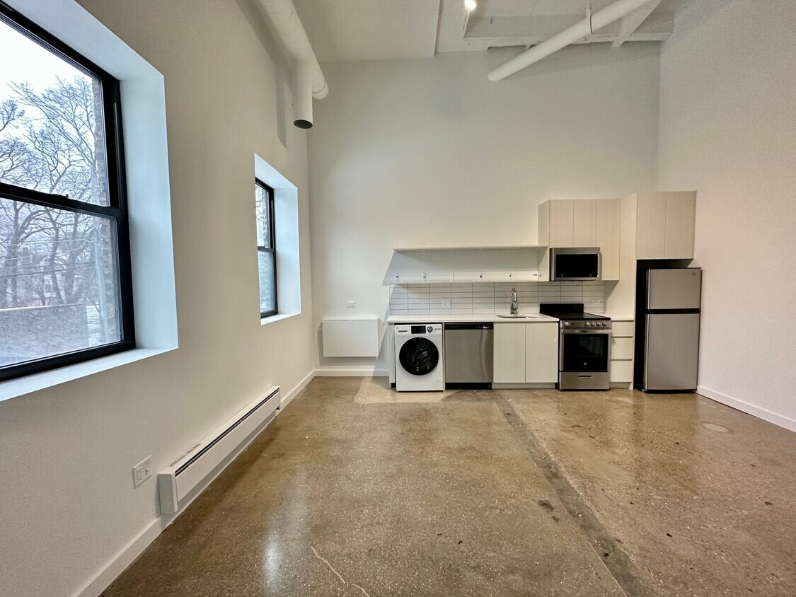 1049 Lawrence Unit 208, Chicago, IL 60640 - Condo for Rent in Chicago ...