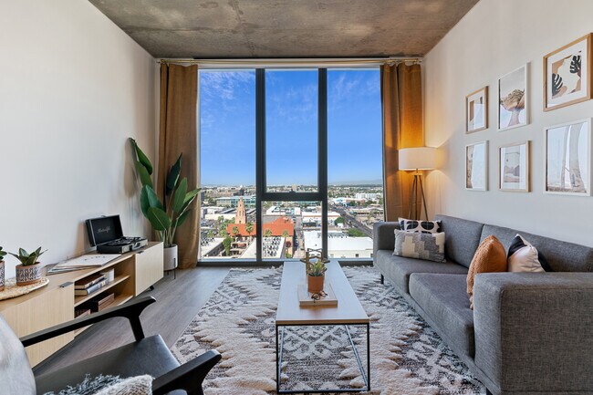 X Phoenix - Apartments in Phoenix, AZ | Apartments.com