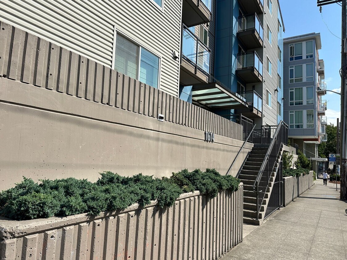 1614 Summit Ave Unit 206, Seattle, WA 98122 - Condo for Rent in Seattle, WA | Apartments.com