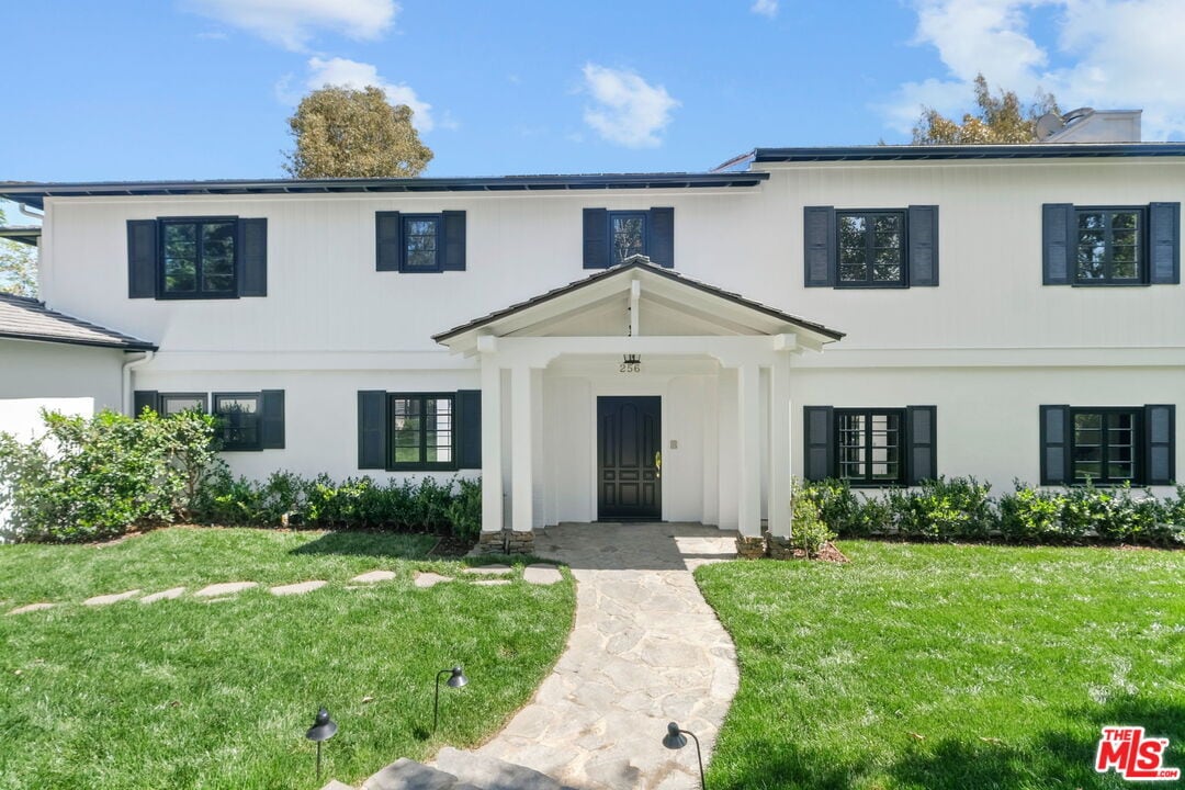256 N Barrington Ave, Los Angeles, CA 90049 - House Rental in Los ...