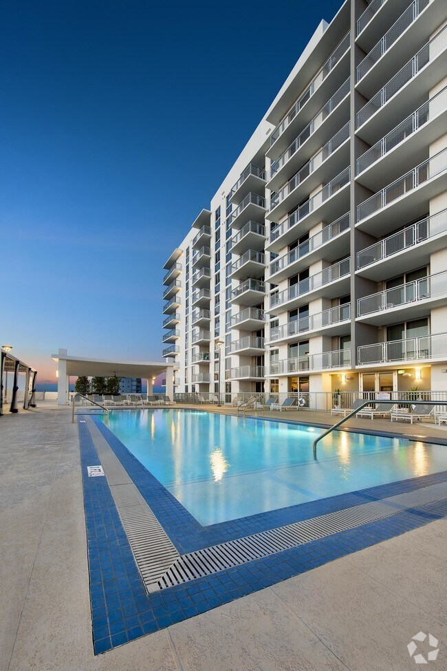 Silver Bluff Estates Apartments for Rent with High Ceilings - Miami, FL ...