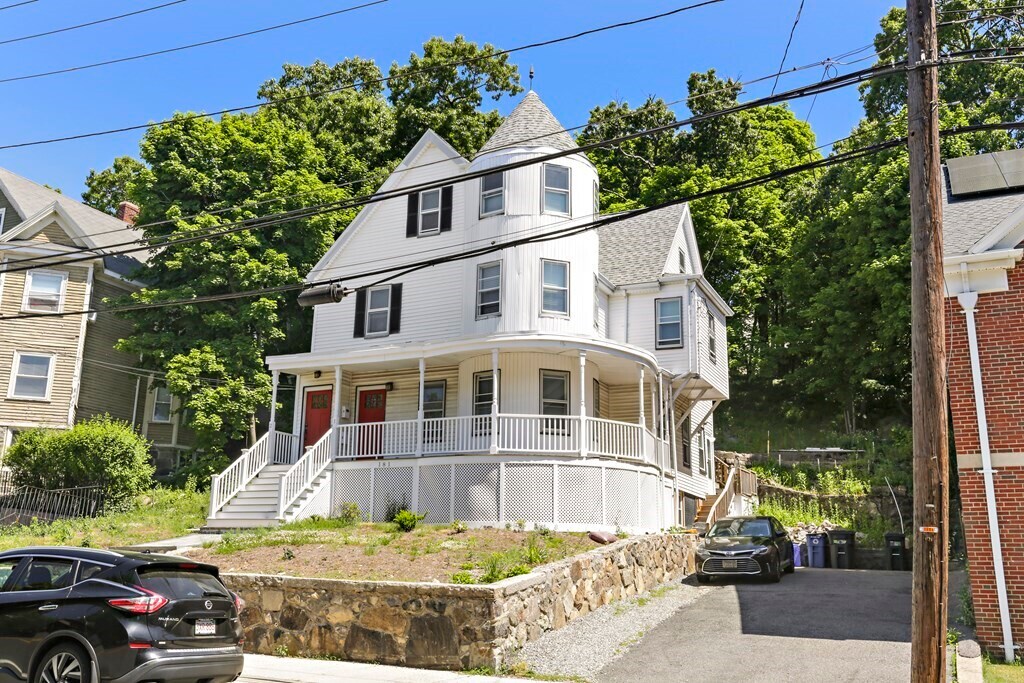 181 Green St Unit 1, Melrose, MA 02176 - Room for Rent in Melrose, MA ...