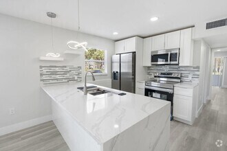 Best Luxury Kings Point Apartments for Rent - Delray Beach, FL ...