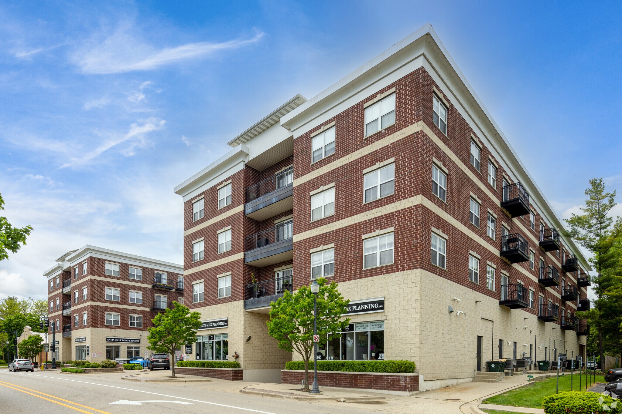 Lake Center Plaza - 10 N Lake St Grayslake, IL 60030 | Apartments.com