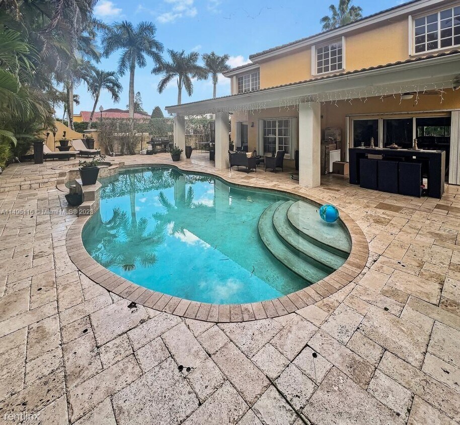 10110 SW 166th Ct, Miami, FL 33196 - House Rental in Miami, FL | Apartments.com