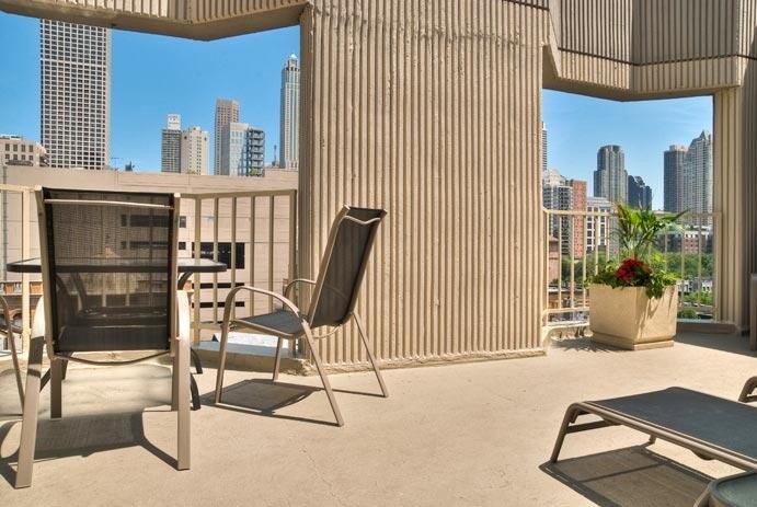 998 N LaSalle Dr Unit 1274, Chicago, IL 60610 - Room for Rent in ...