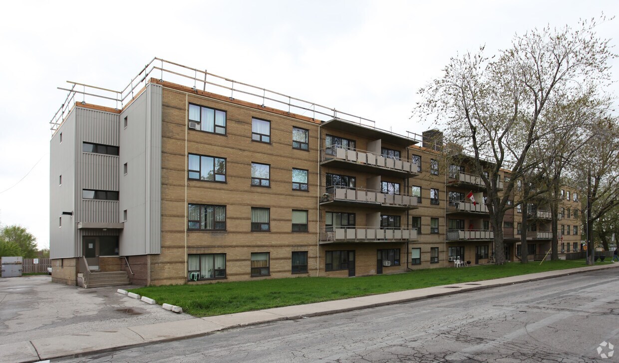 567 Ridelle Ave, Toronto, ON M6B 1L1 Apartments - 567 Ridelle Ave Toronto, ON | Apartments.com