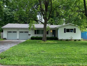 Apartments for Rent under $3,000 in Forest Hills, Springfield ...